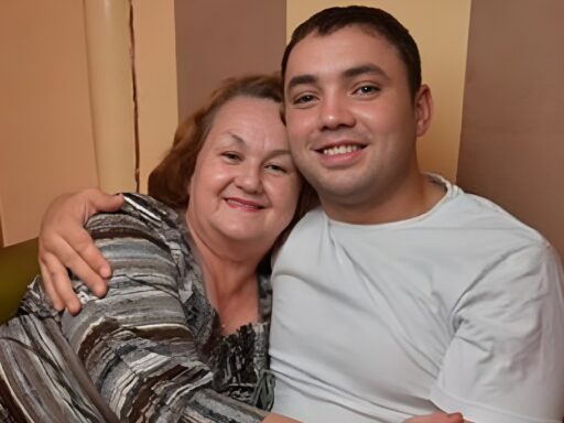 Новая невестка и сын под домашним арестом: как живет пенсионерка Ольга Гобозова после ухода из ...